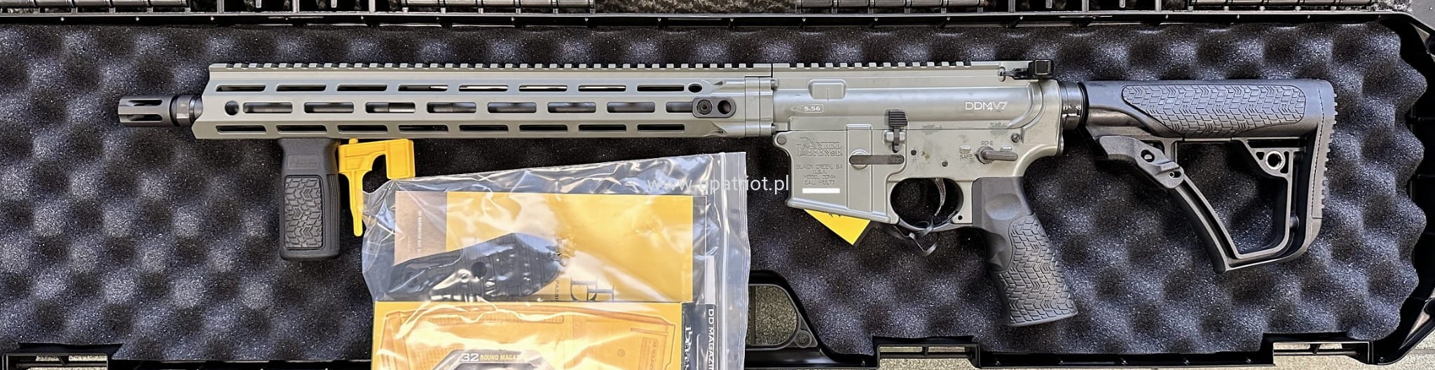Karabinek Daniel Defense V7 DEEP WOODS